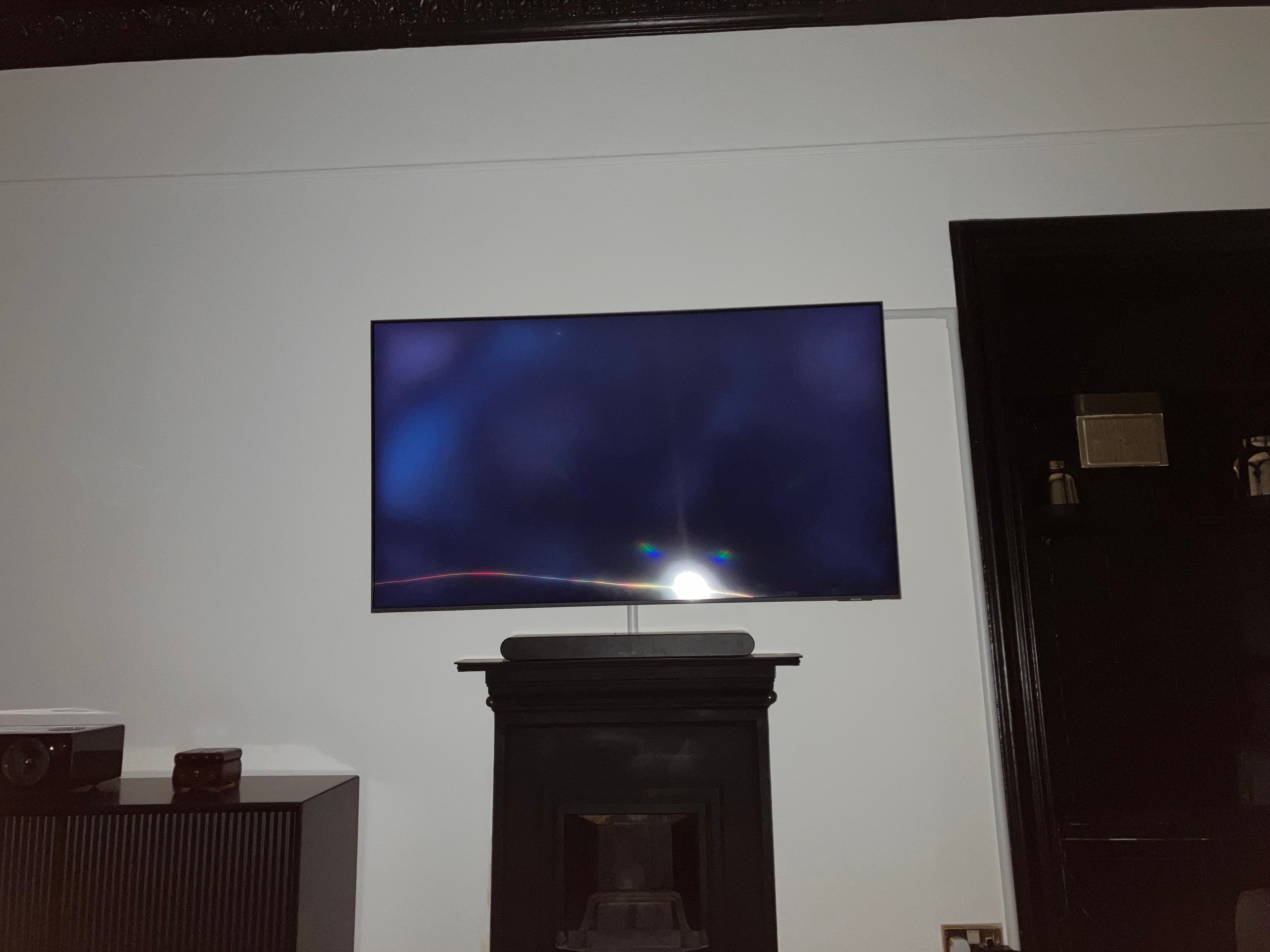 Strange blur when screen fades to black - Samsung Community