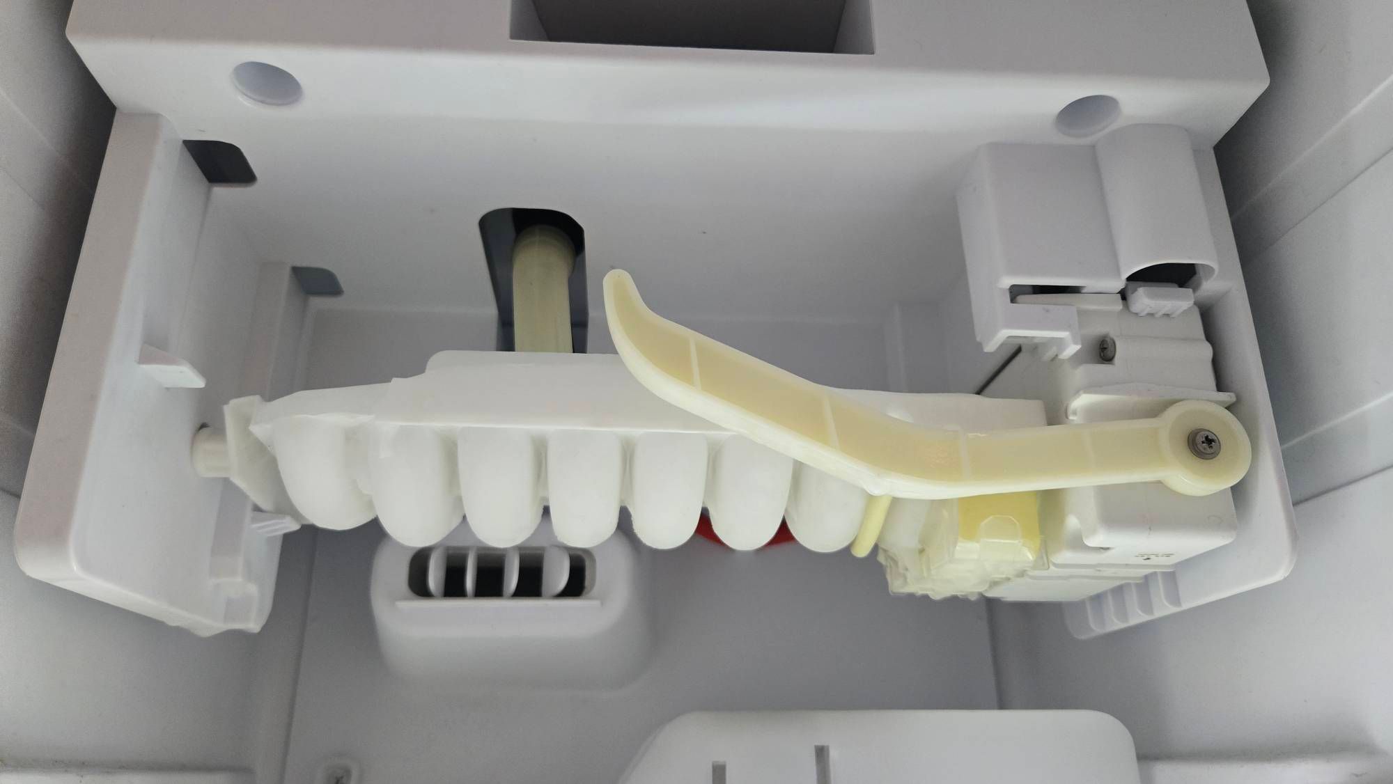 Risolto: Frigo RSA1UTMG - fabbricatore ghiaccio - Samsung Community