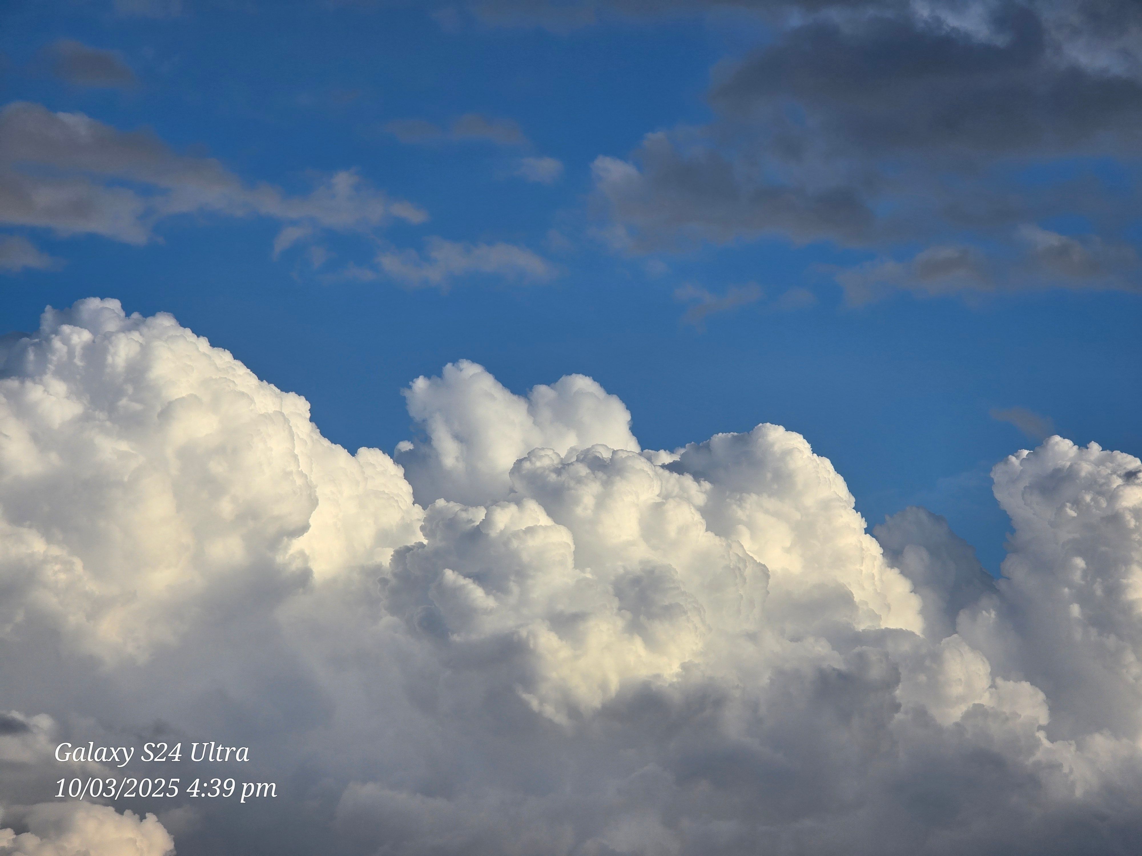 Moon, Sun and clouds - Samsung Community