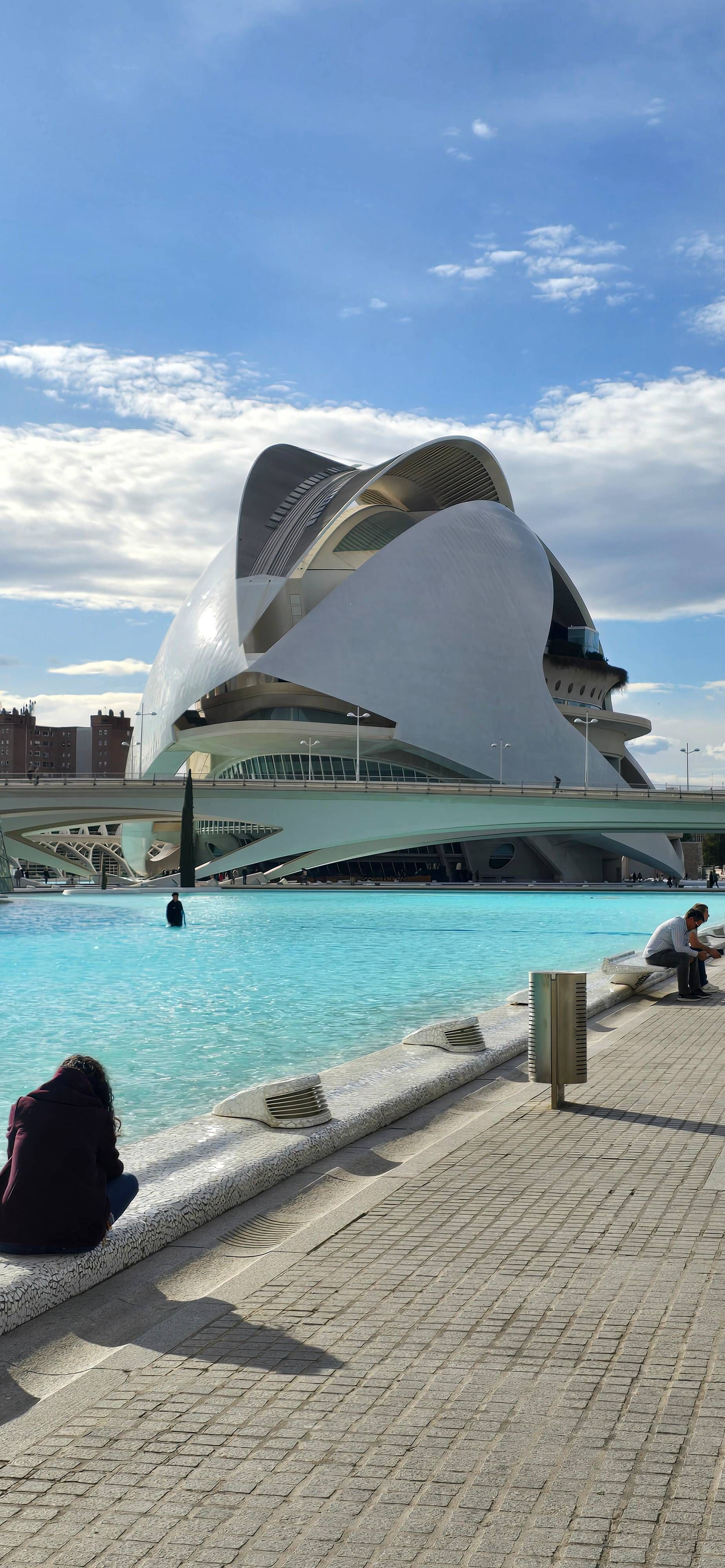 Valencia Symmetry - Samsung Community