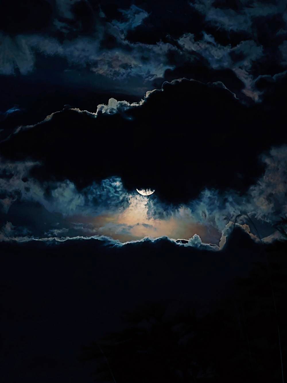 Moon and Clouds on s25 ultra - Samsung Community