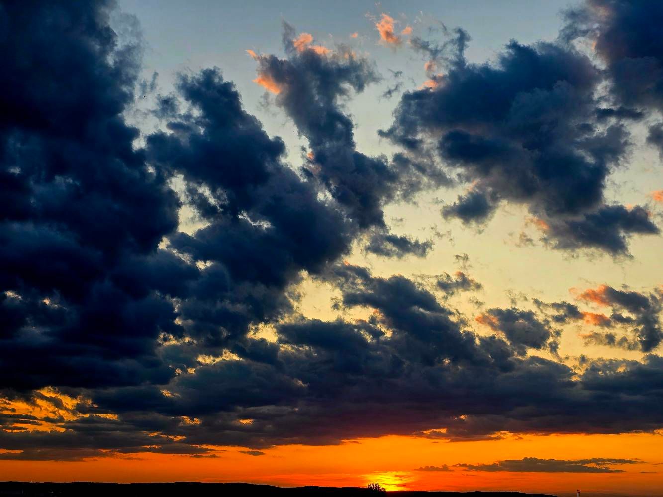 "Apusul... e doar rasaritul vazut de la spate." - Samsung Community