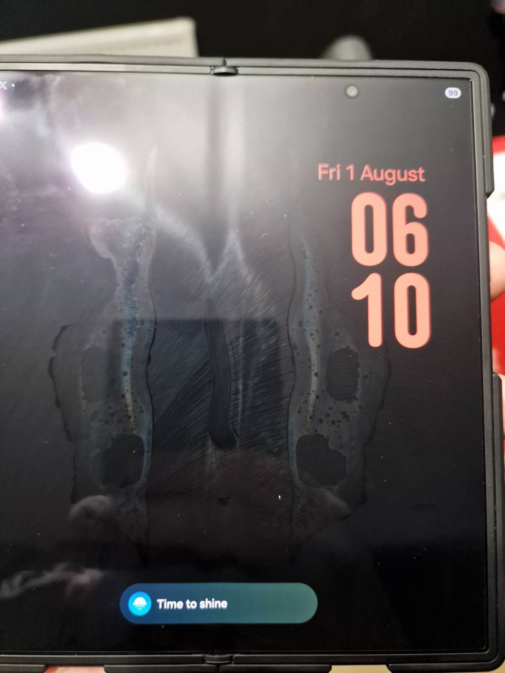 Z Fold 7 main screen issue - Samsung Community