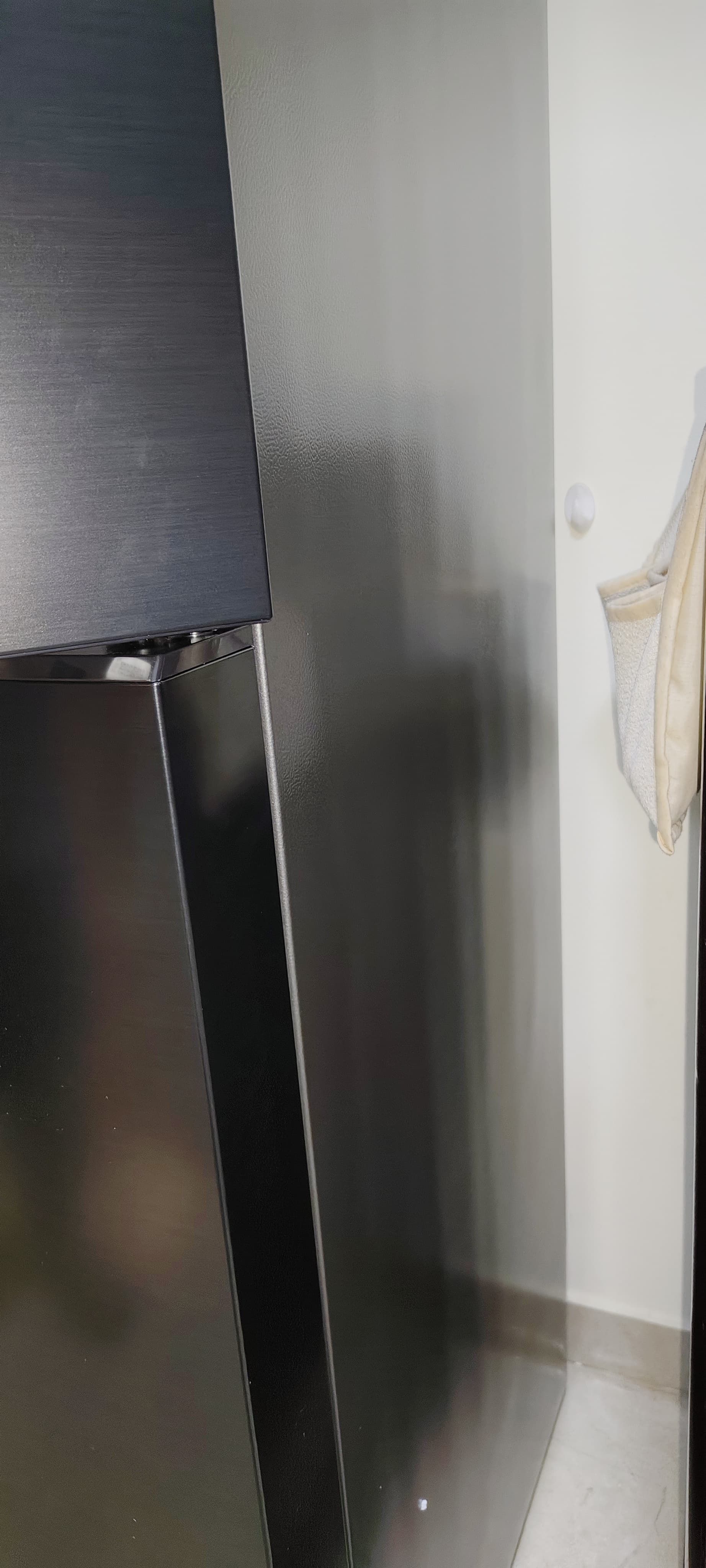 Received Damage Refrigerator from Samsung Shop - Samsung Community