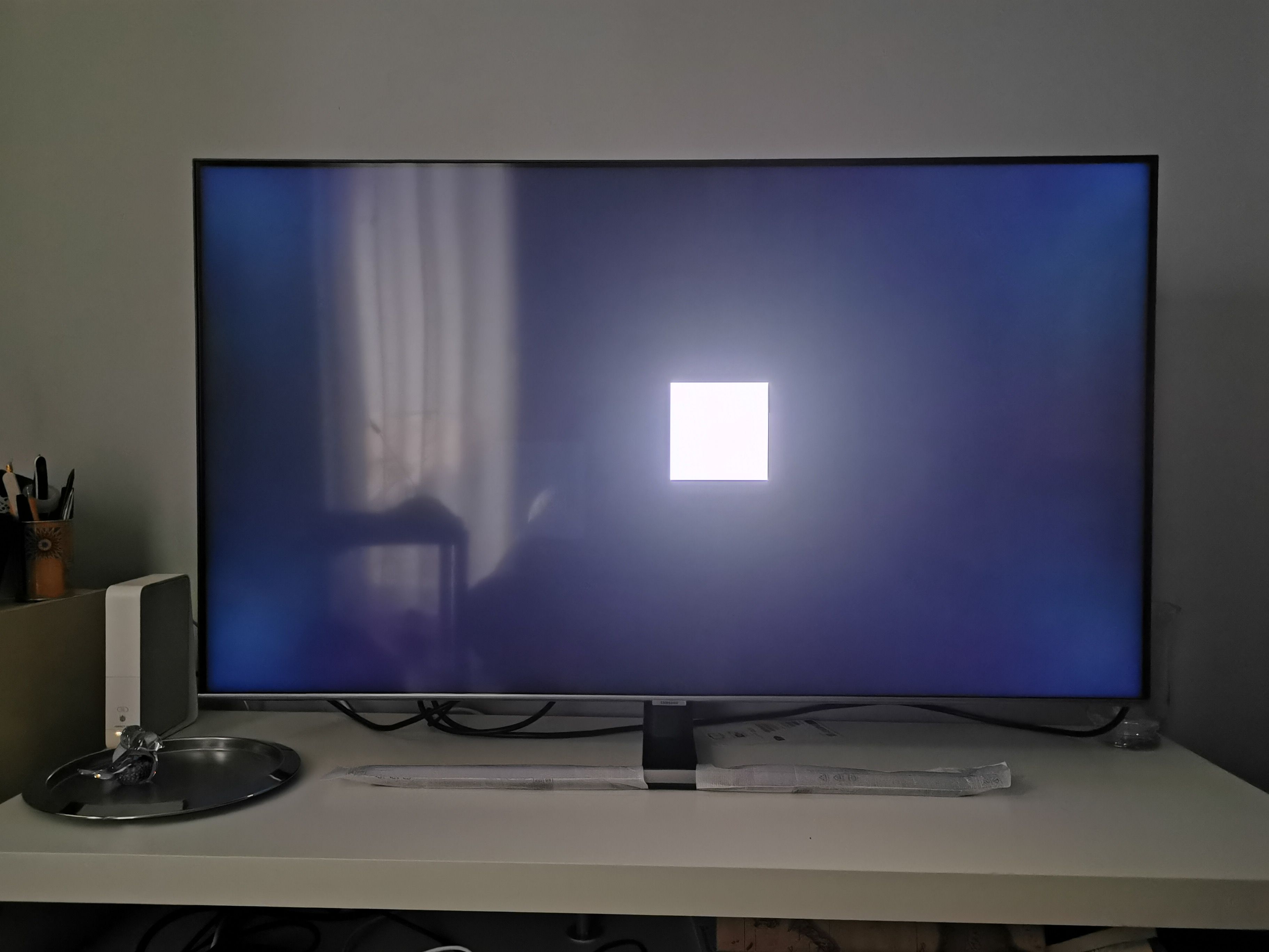 Solved: Backlight Bleeding Q70T 55" - Samsung Community