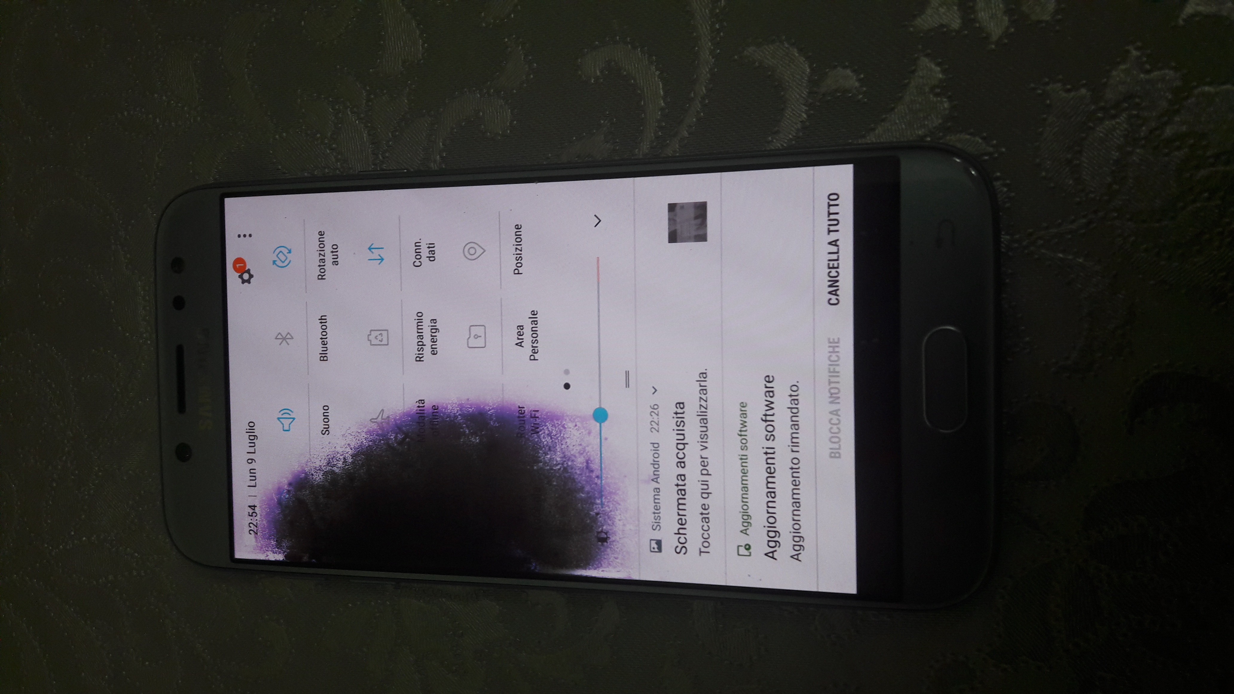 problema al display - macchie/aloni - Pagina 3 - Samsung Community