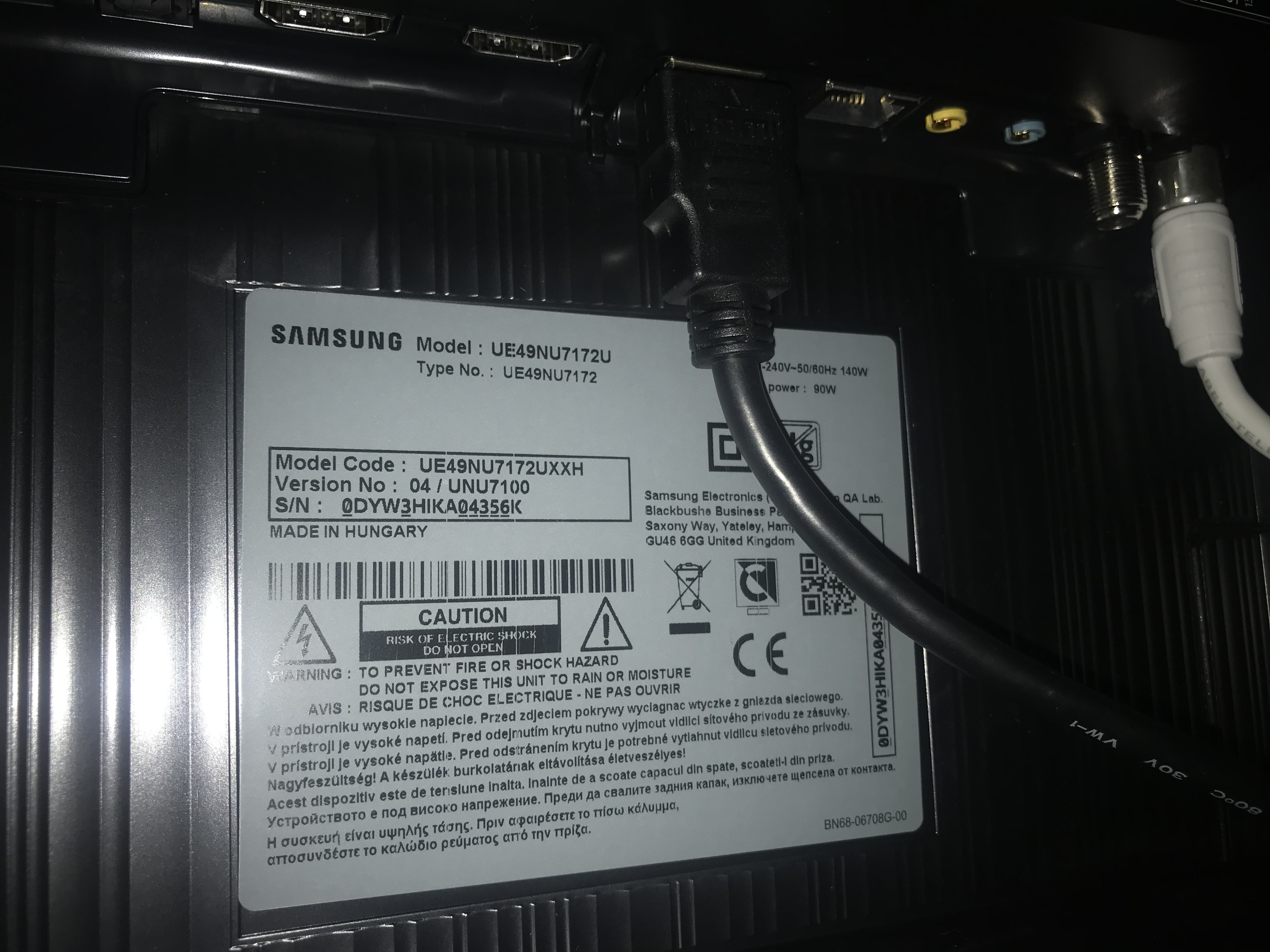 Samsung tv model ue49nu7172u: source knop en home knop reageren niet ...