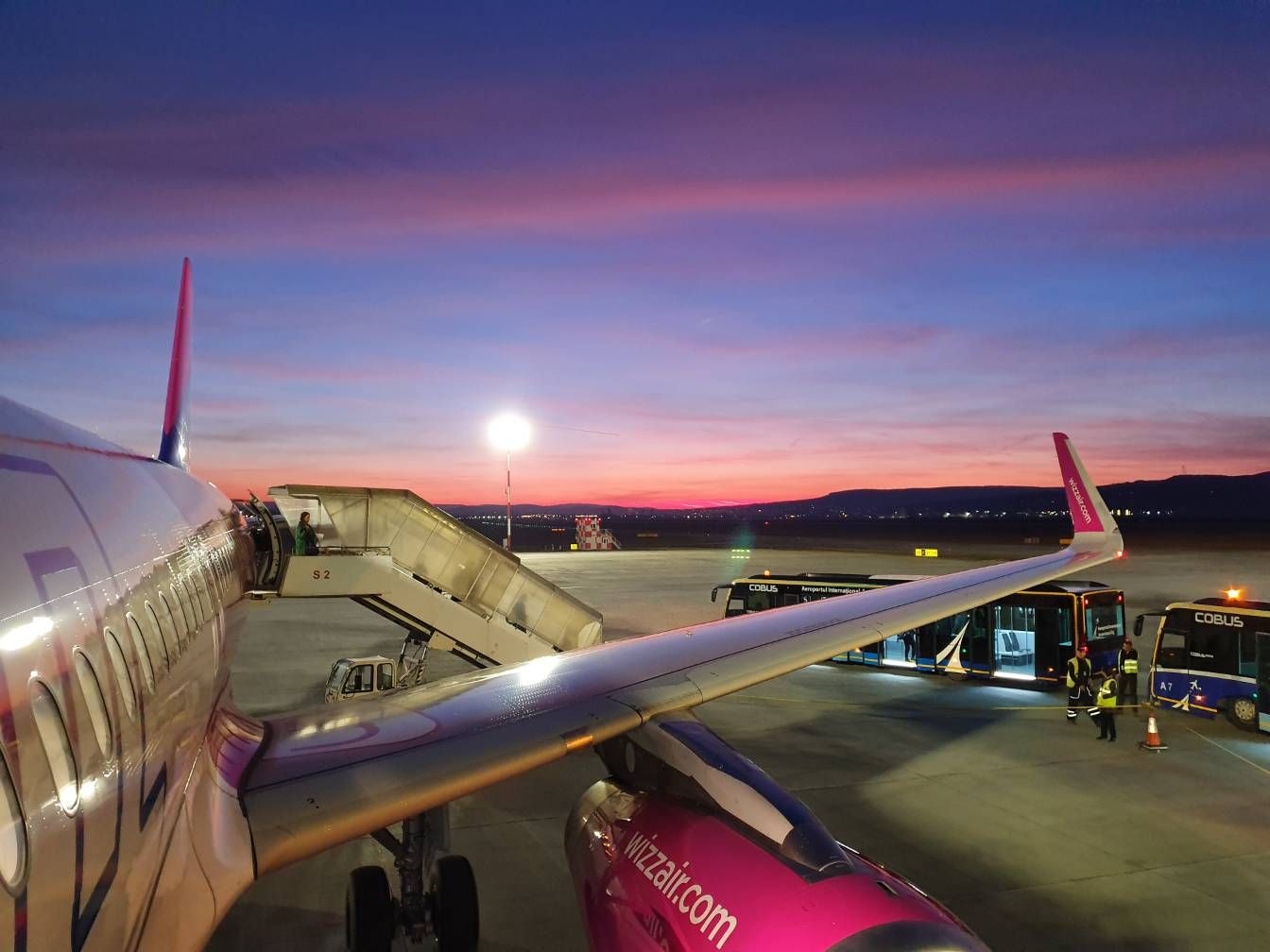 Evening flight - Samsung Community