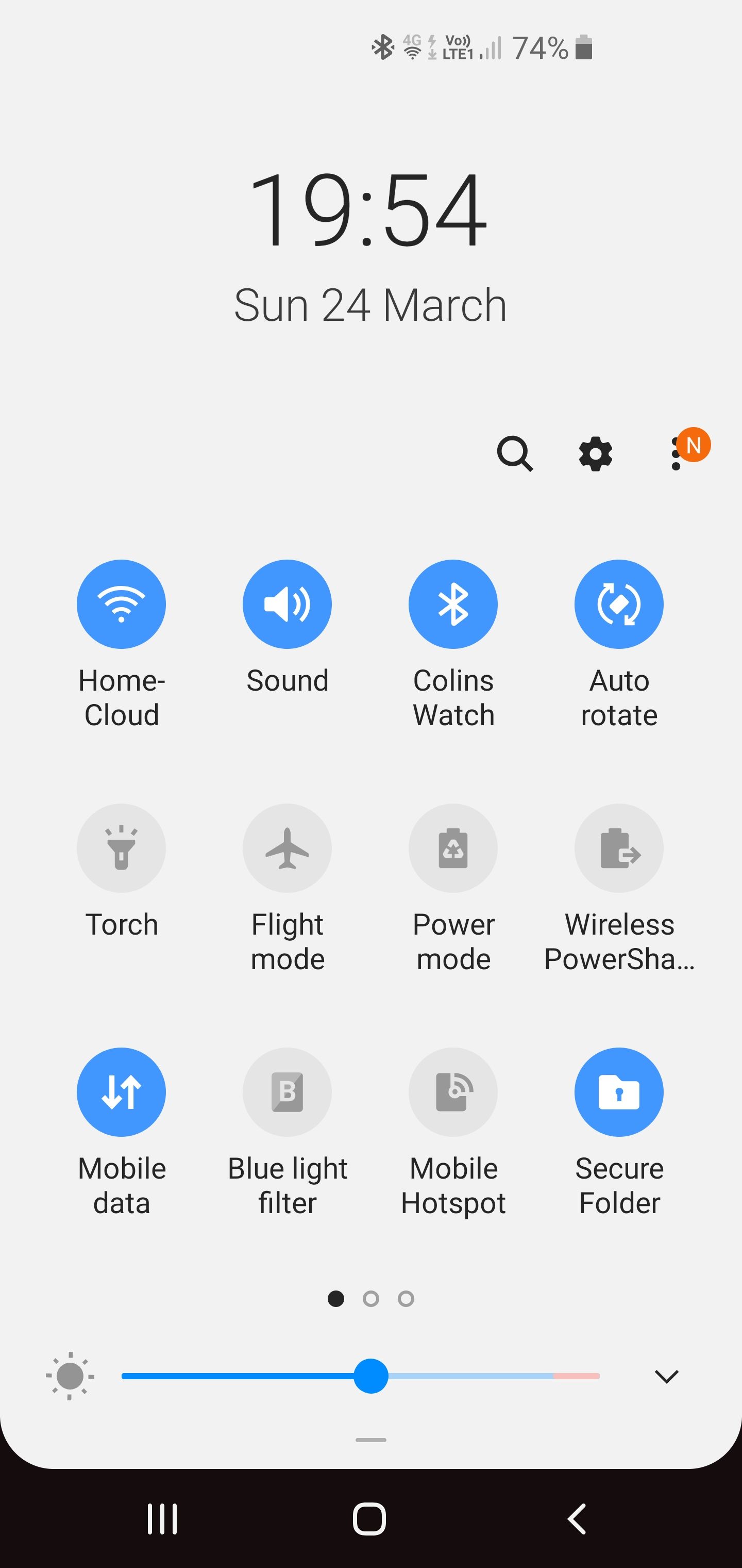 Solved: S10: going into landscape on it's own even though it's in portrait mode - Samsung Community